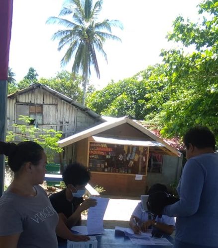 8 Funny Filipino Shop Signs Such As “Lord Of The Wings” & “7-Evelyn”