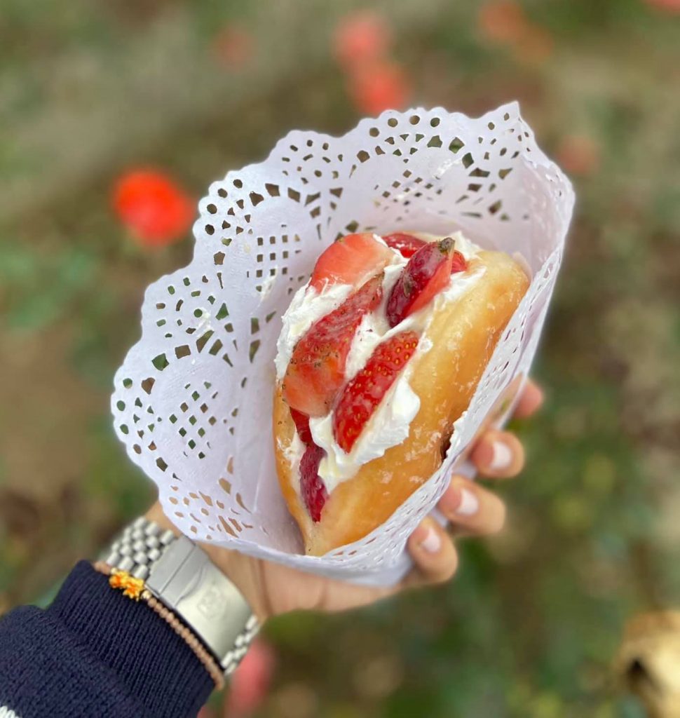 9 Dessert Places In Baguio City & What To Get There