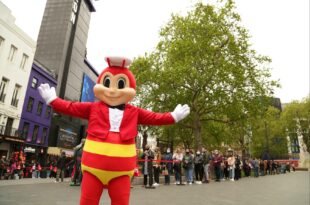 11 Jollibee Facts, Including Its Humble Beginnings & Overseas Menus