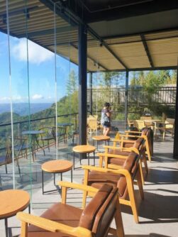 10 Prettiest Starbucks Outlets In The Philippines To Visit