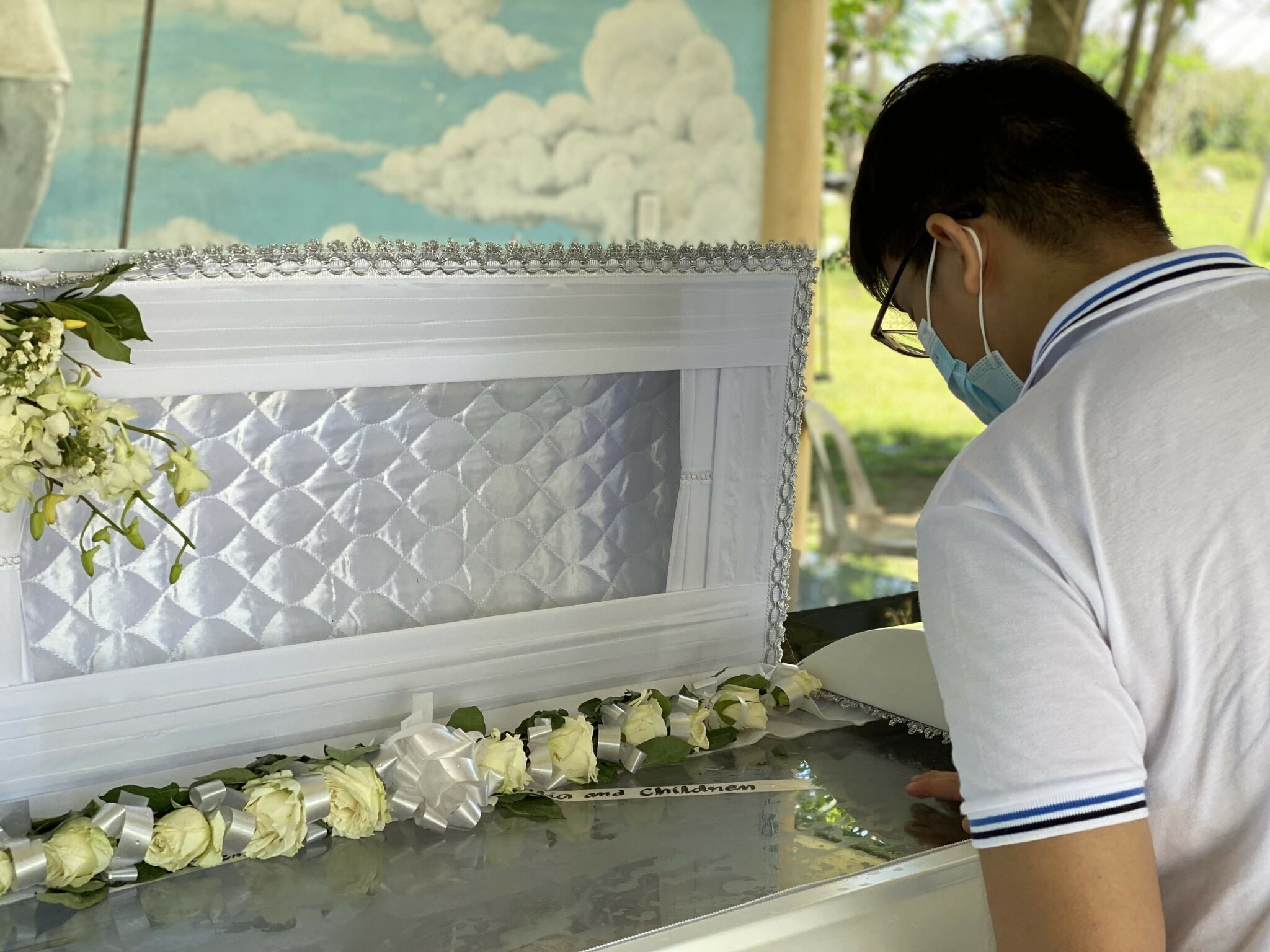 14 Filipino Funeral Superstitions & Beliefs To Show Respect