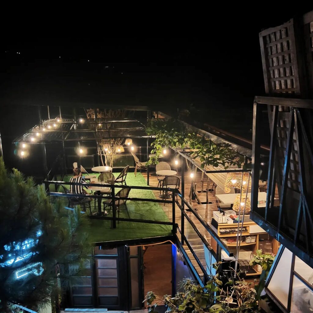 7 Cafes & Restaurants In Rizal To Visit For Hangouts With Friends