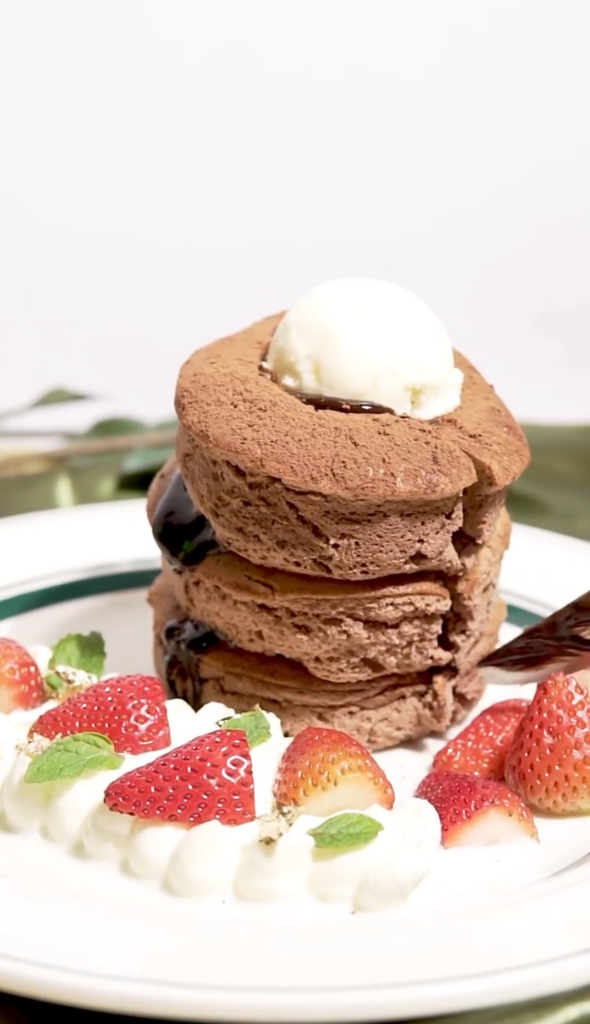 Gram Cafe & Pancakes' BGC Branch Offers Pancake Dishes Under P450