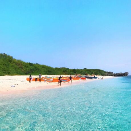 Badoc Island in Ilocos Norte Is An Uninhabited Island For Nature Lovers
