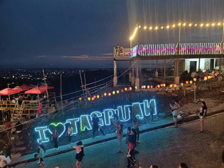 Tagpuan Lakeview Coffee: IG-Worthy 360-Degree View For Hangouts