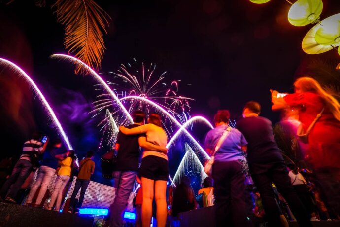 Catch The Annual Holiday Fireworks At SM By The Bay